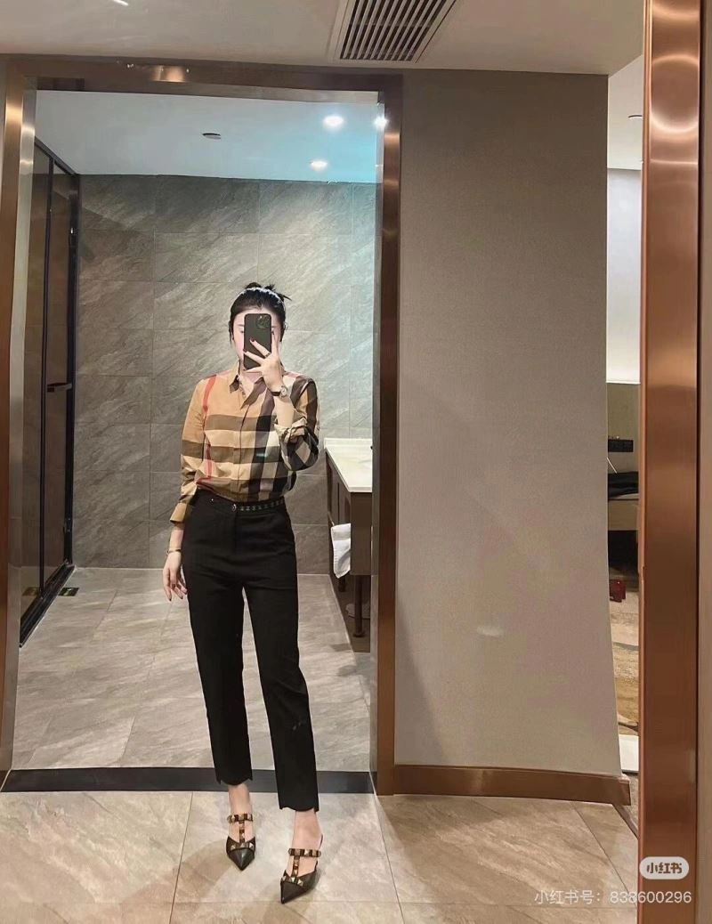 Accurate model Burberry Shirts