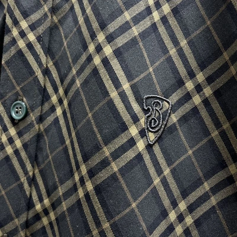 Indistinguishable Burberry Shirts