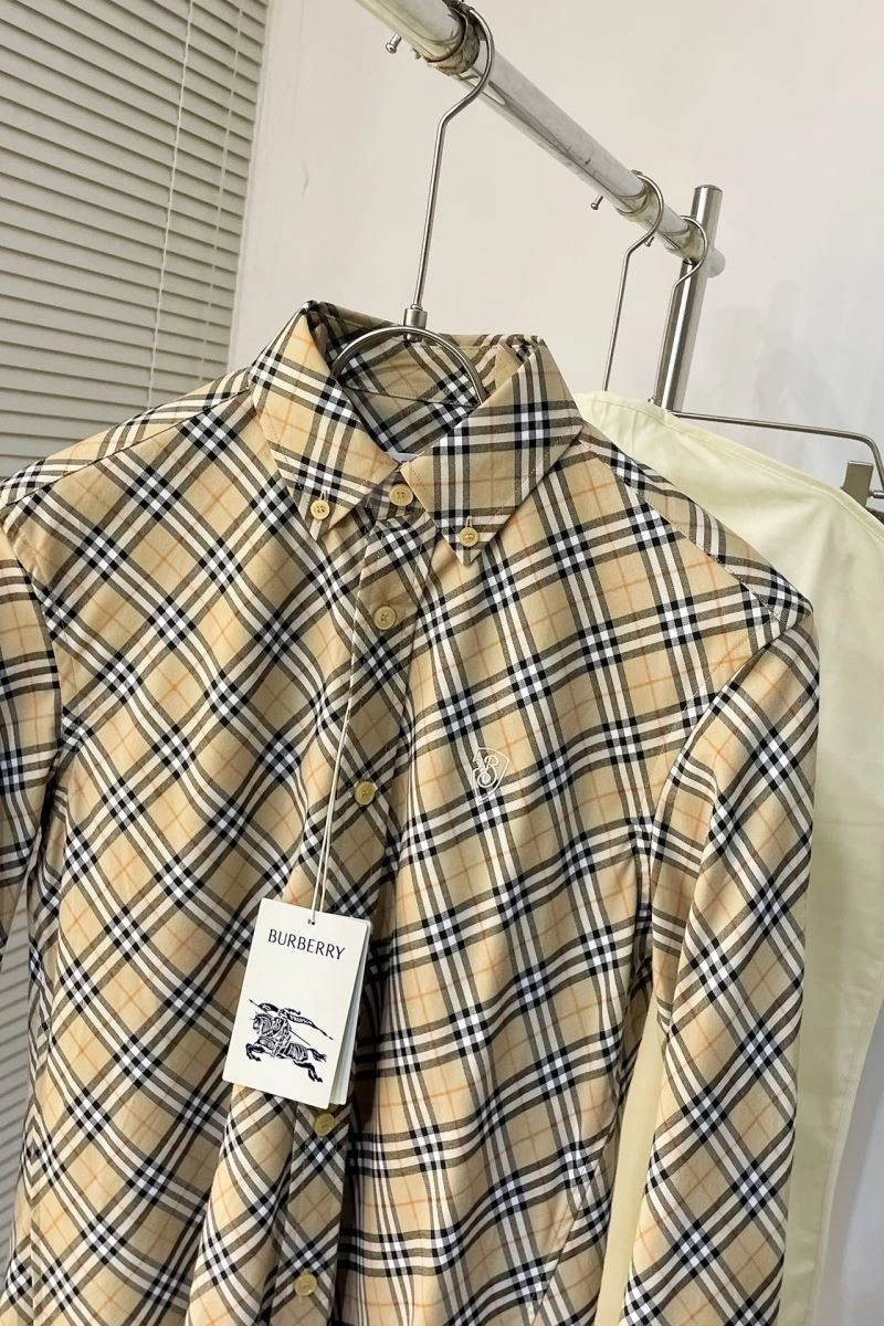 Low-cost Burberry Shirts