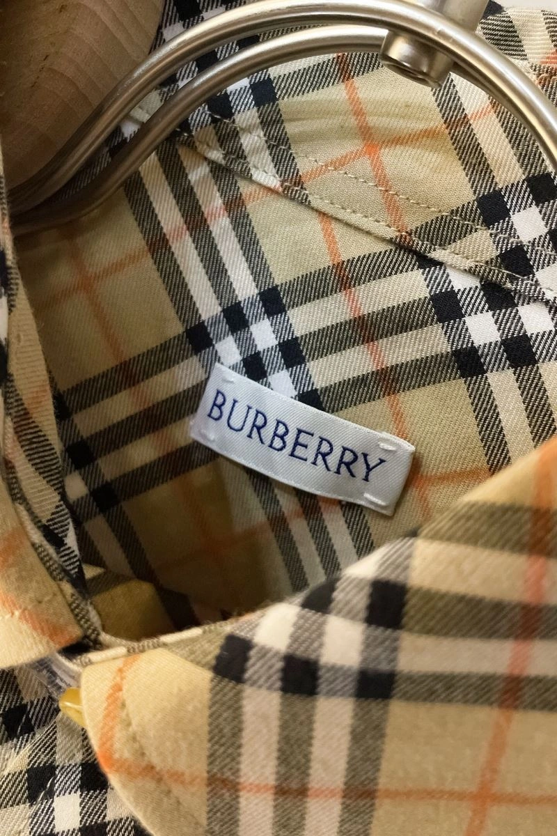 Low-cost Burberry Shirts
