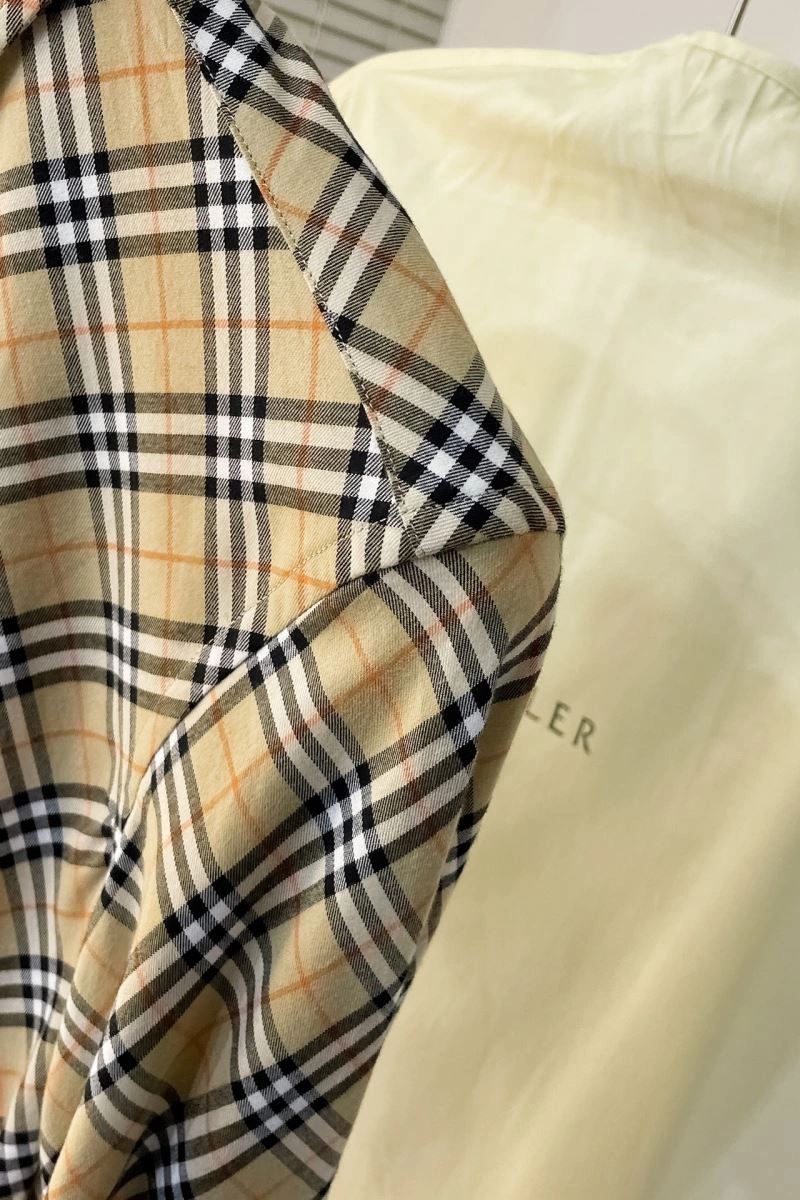 Low-cost Burberry Shirts