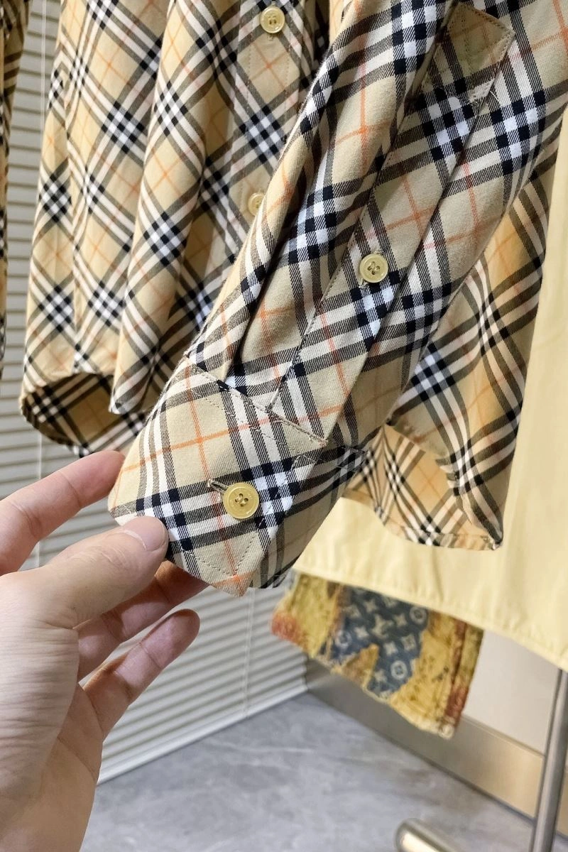 Low-cost Burberry Shirts