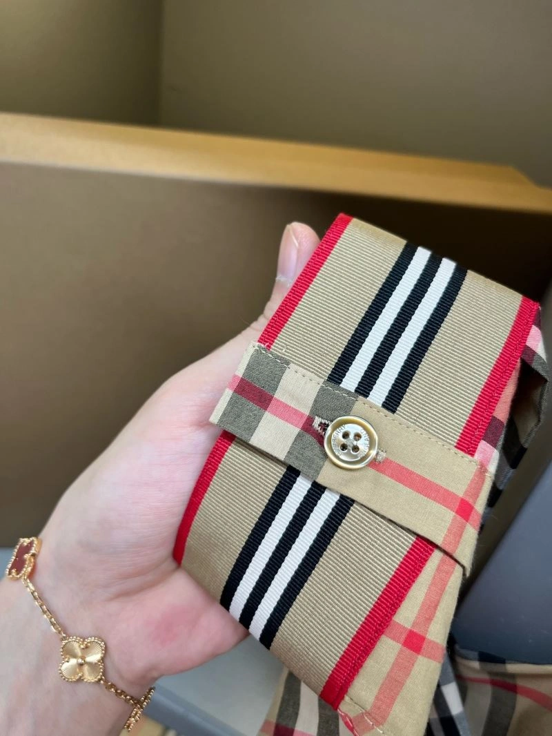 Precise copy Burberry Shirts