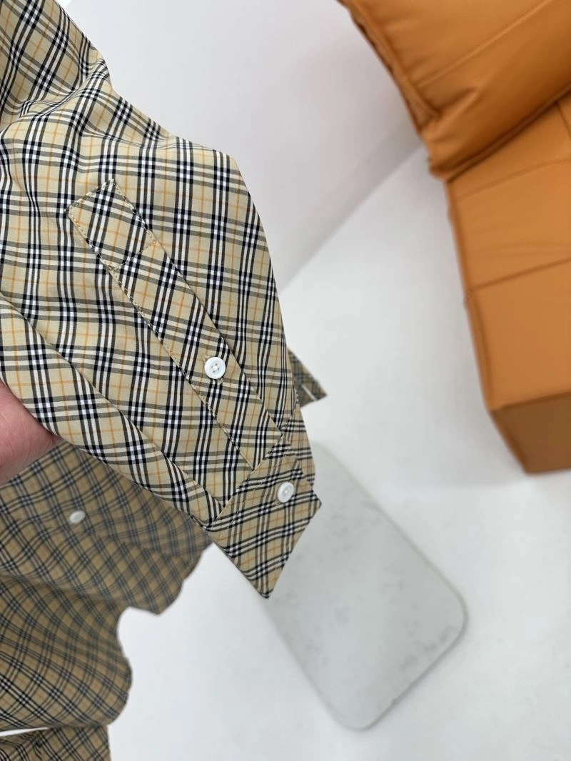 Low-cost Burberry Shirts