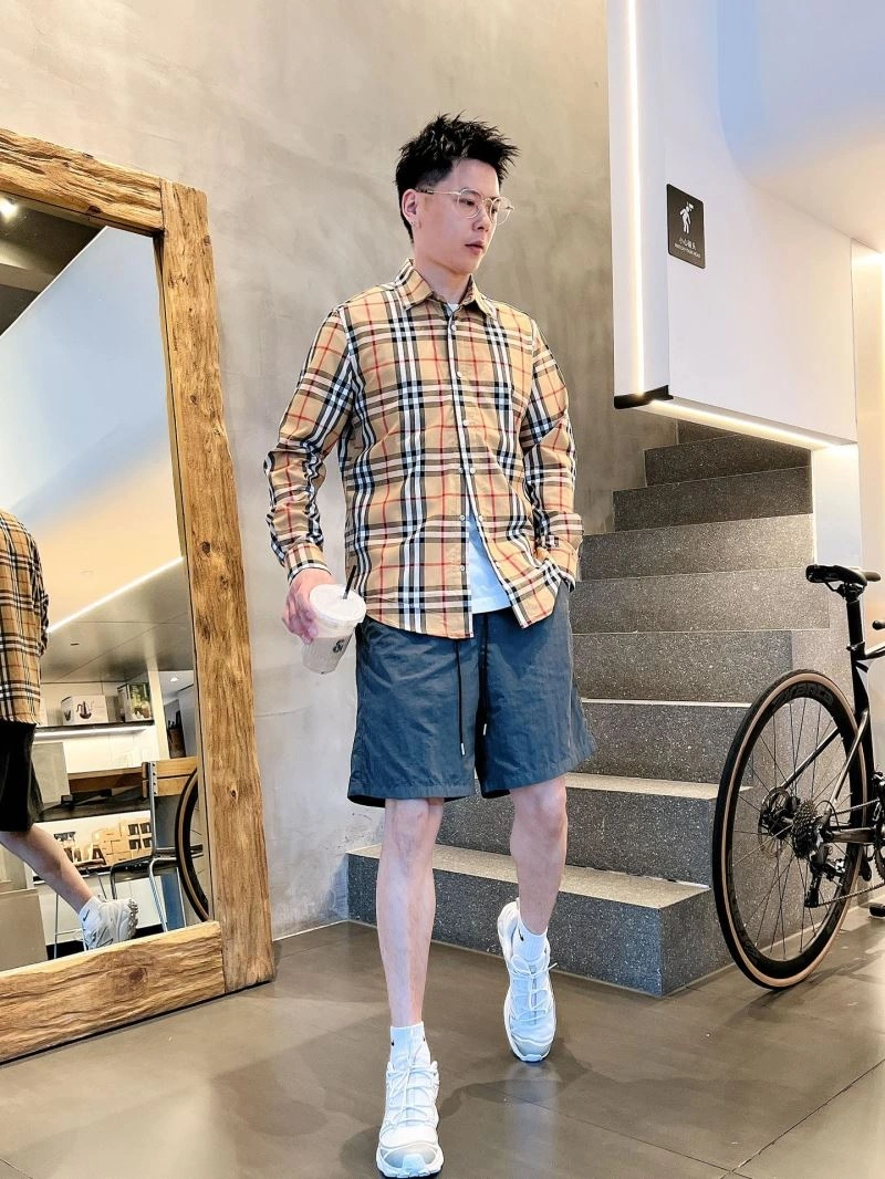 1:1 copy Burberry Shirts