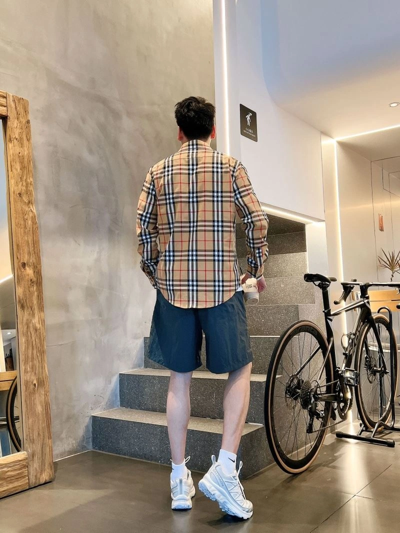 1:1 copy Burberry Shirts