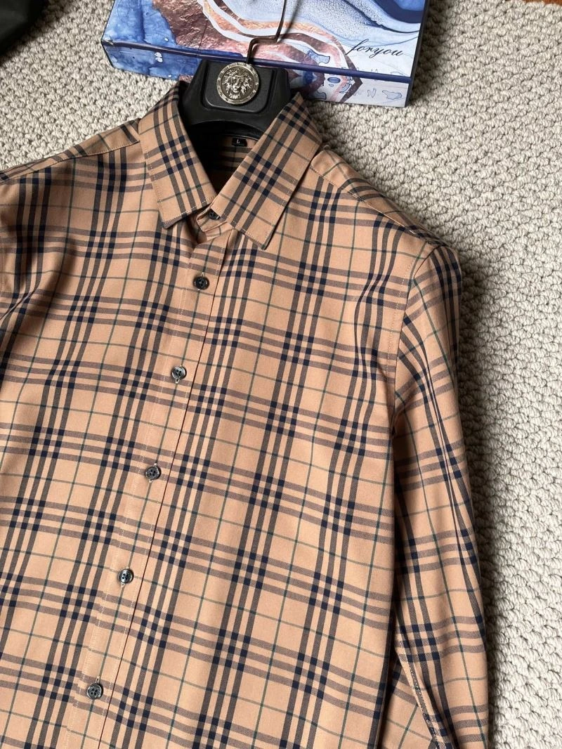 Accurate model Burberry Shirts