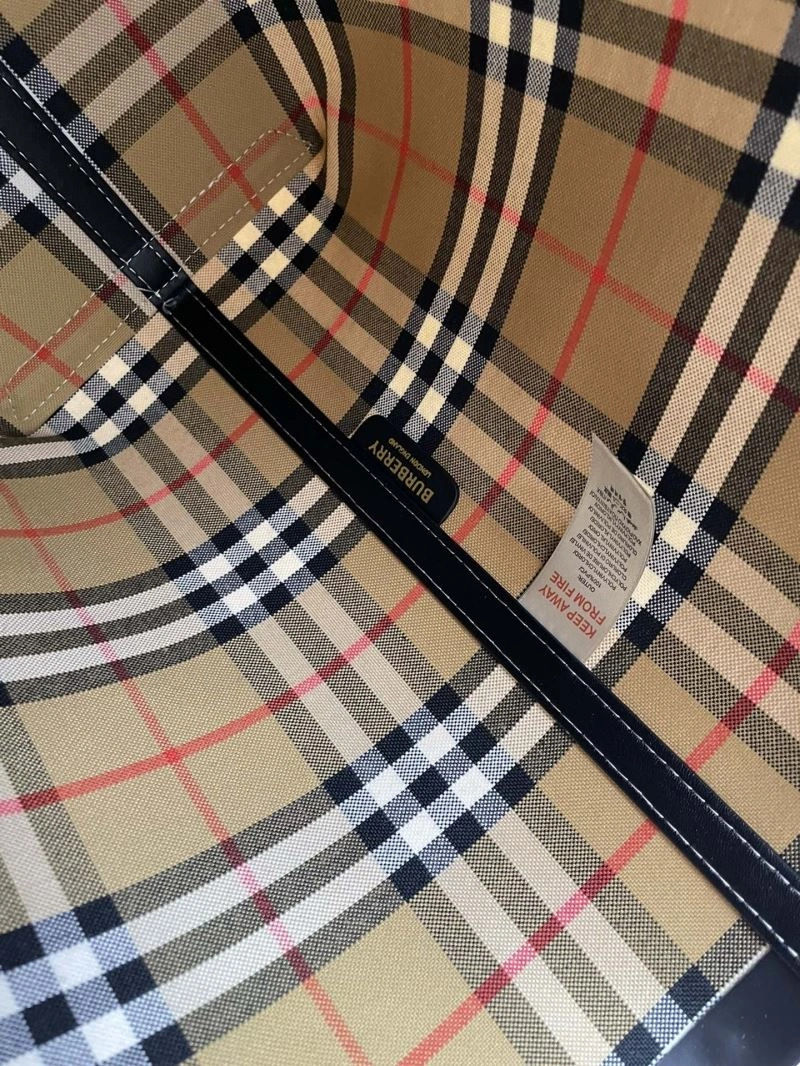 Top match Burberry Shopping Bags