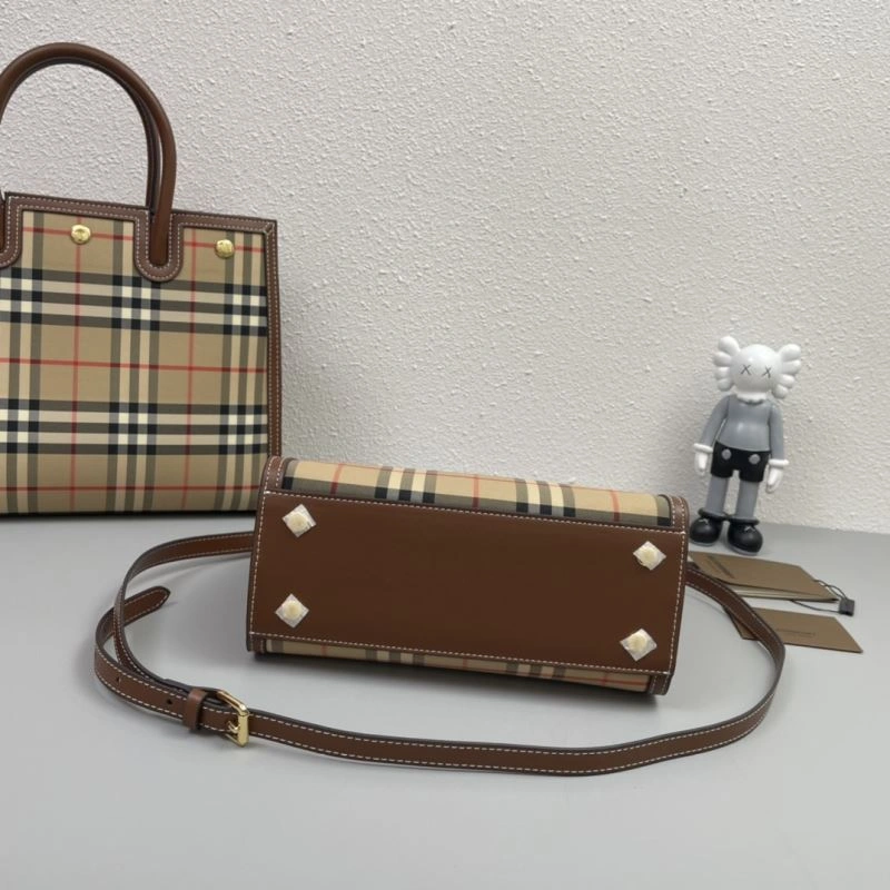 Legit Burberry Shopping Bags