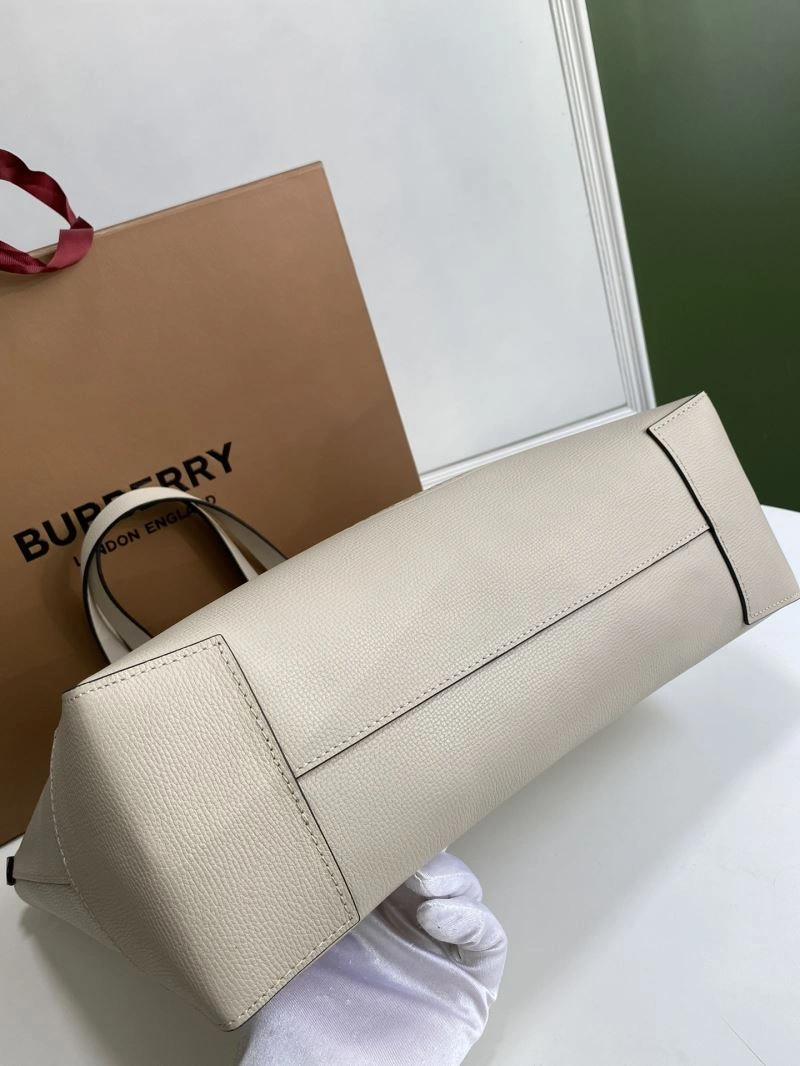 Bargain Burberry Shopping Bags