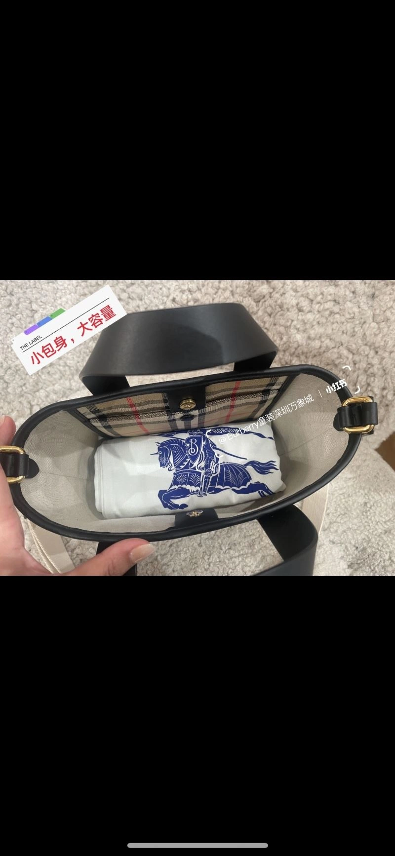 Low-cost Burberry Shopping Bags