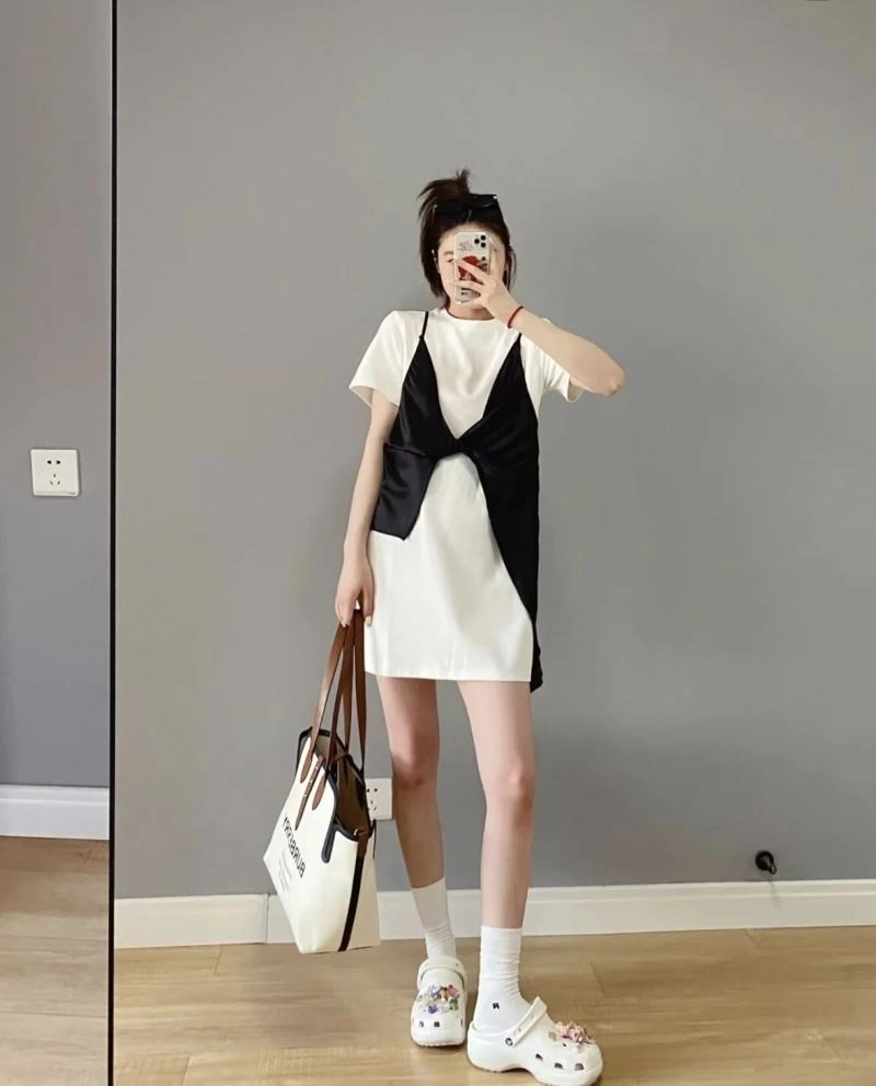 Authentic Burberry Shopping Bags