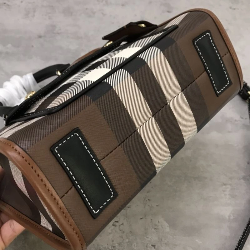 Low-cost Burberry Shopping Bags