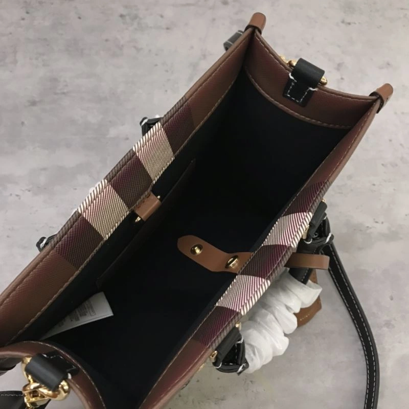 Low-cost Burberry Shopping Bags