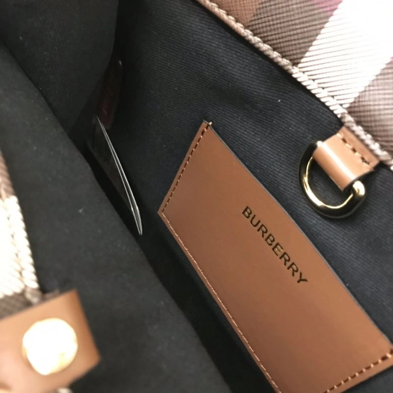 Low-cost Burberry Shopping Bags