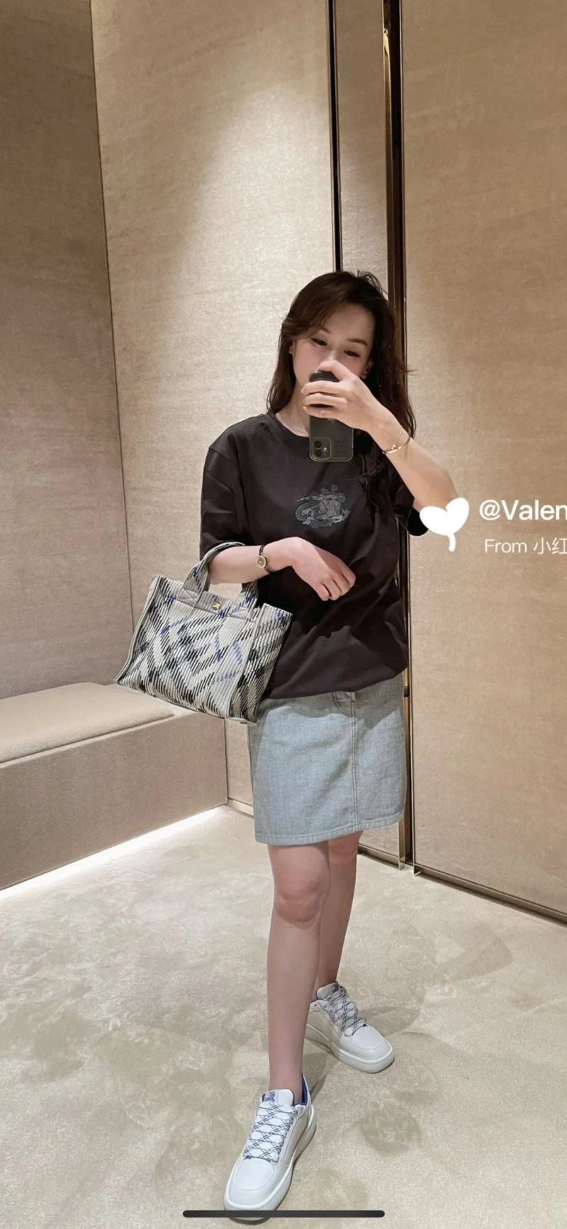 Value-priced Burberry Shopping Bags