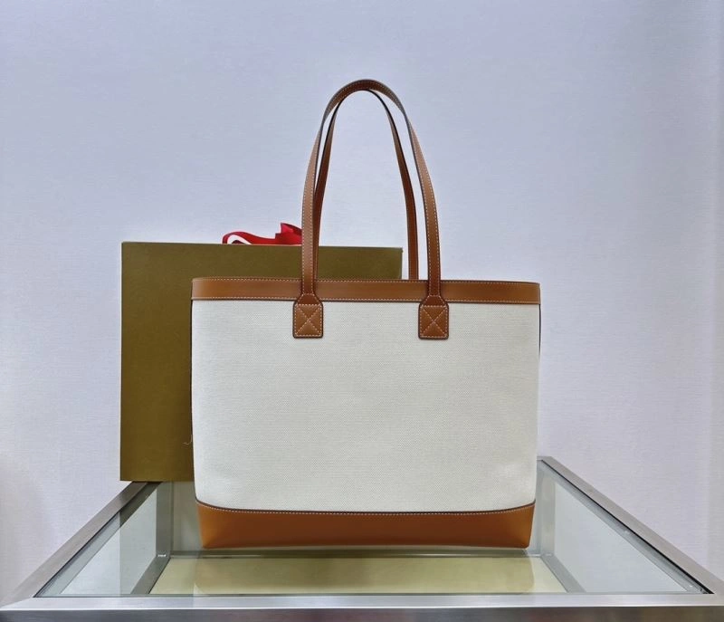 Accurate model Burberry Shopping Bags