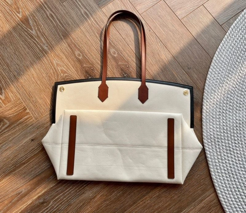 High accuracy Burberry Shopping Bags