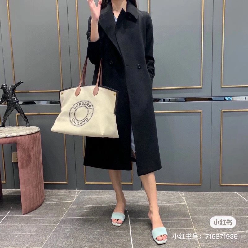 High accuracy Burberry Shopping Bags