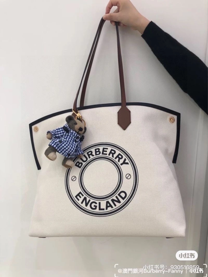 High accuracy Burberry Shopping Bags