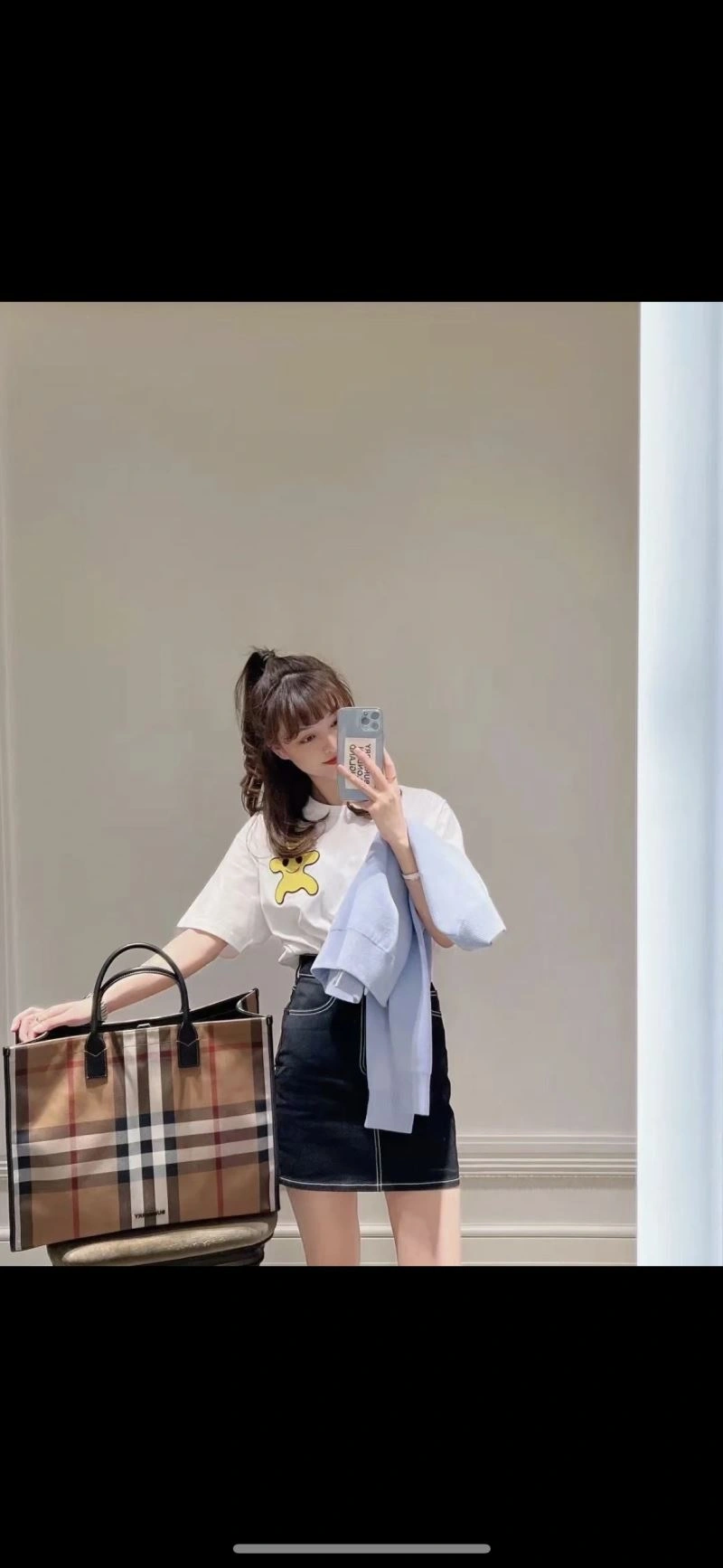 Accurate model Burberry Shopping Bags