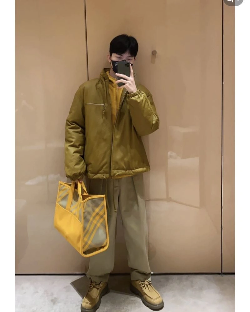 Budget-friendly Burberry Shopping Bags