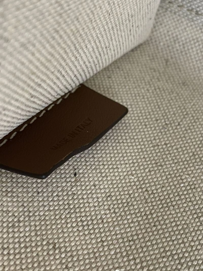 Brand-original Burberry Shopping Bags