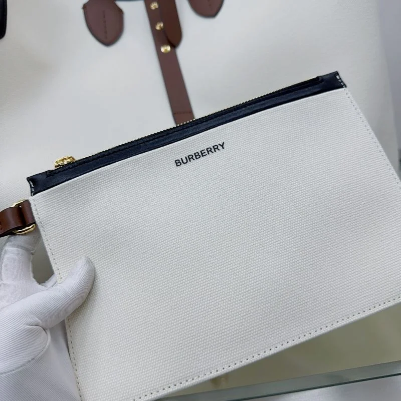 High fidelity Burberry Shopping Bags
