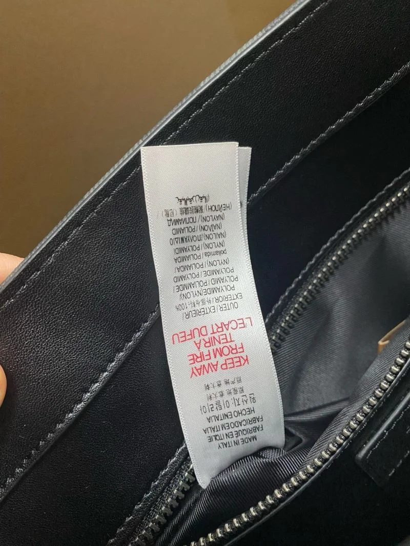 High accuracy Burberry Shopping Bags