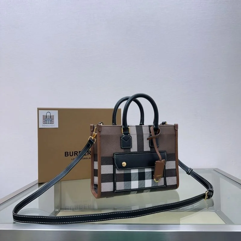 Low-cost Burberry Shopping Bags