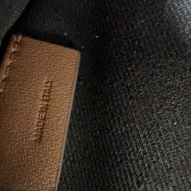Low-cost Burberry Shopping Bags