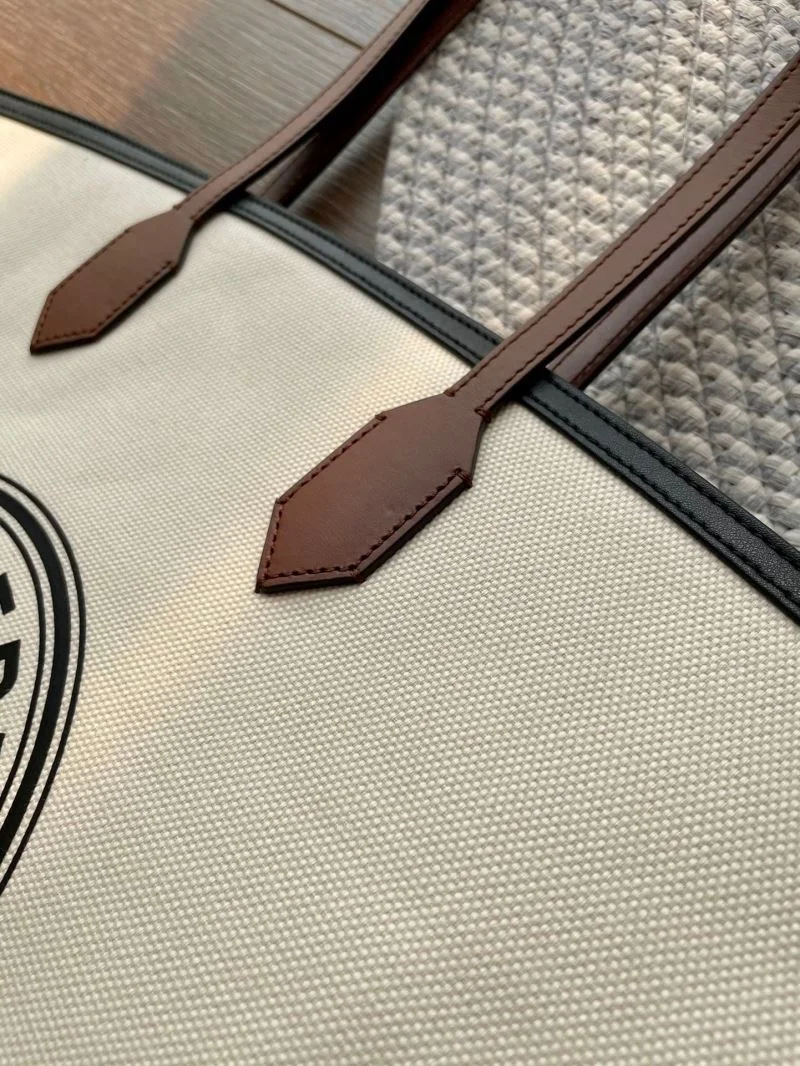 Exact replica Burberry Shopping Bags