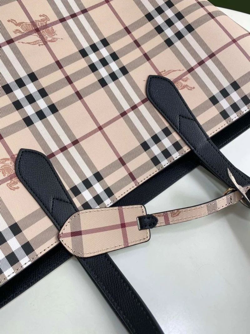 Cut-rate Burberry Shopping Bags