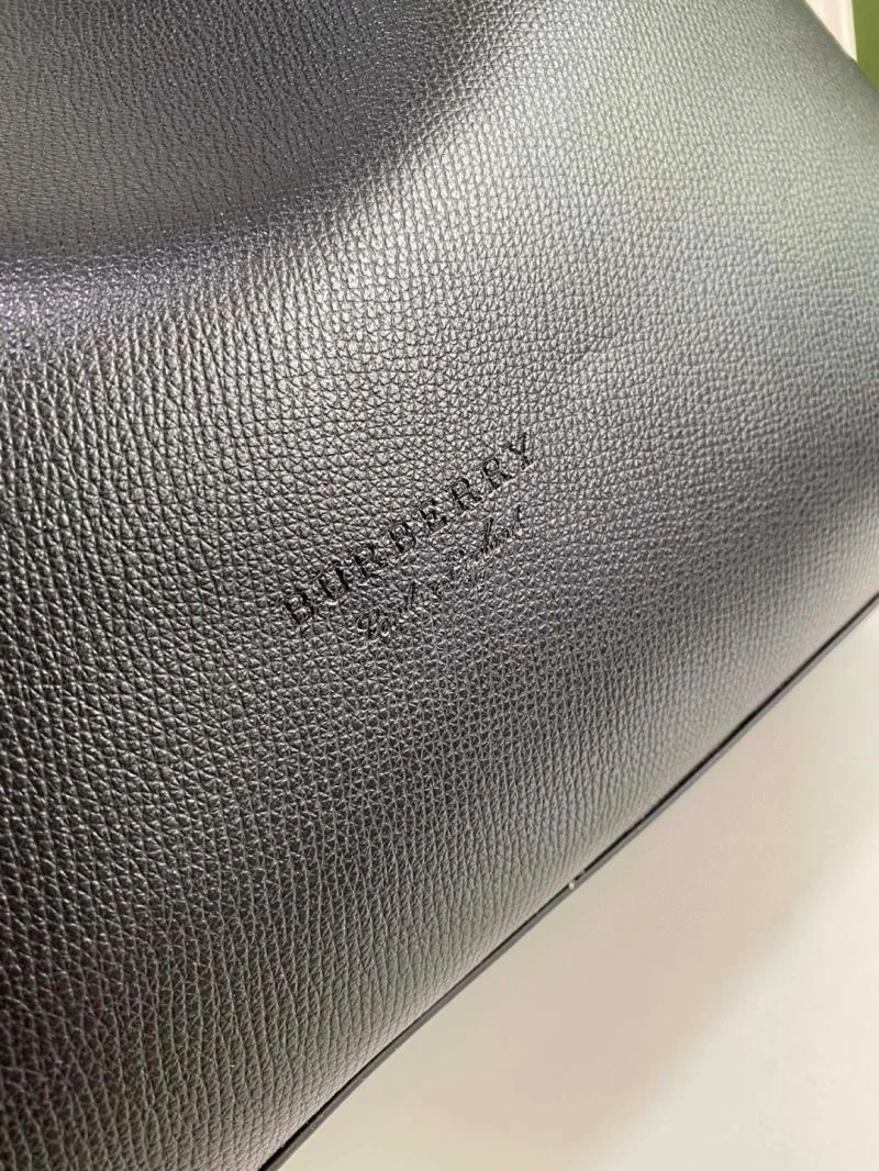 Cut-rate Burberry Shopping Bags
