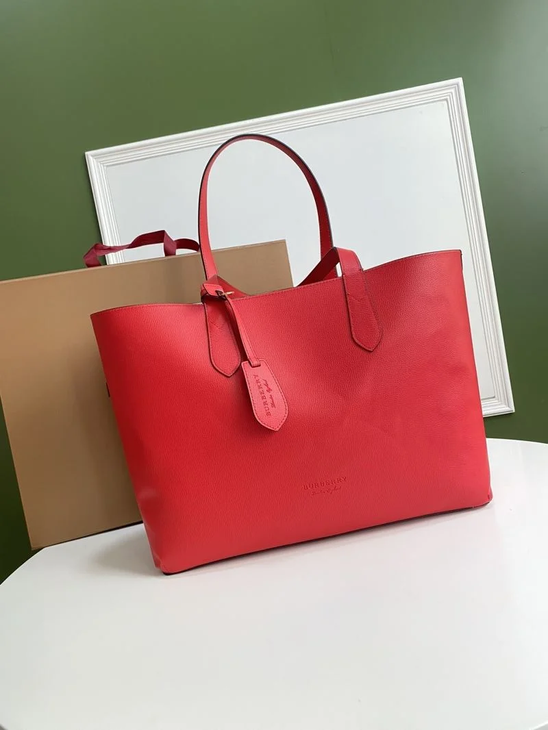 Accurate model Burberry Shopping Bags