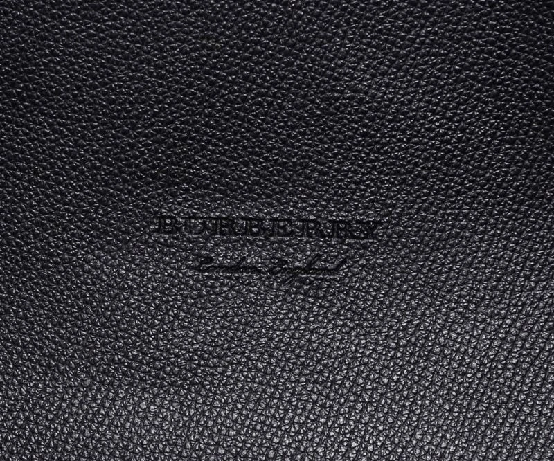 Top mirror Burberry Shopping Bags