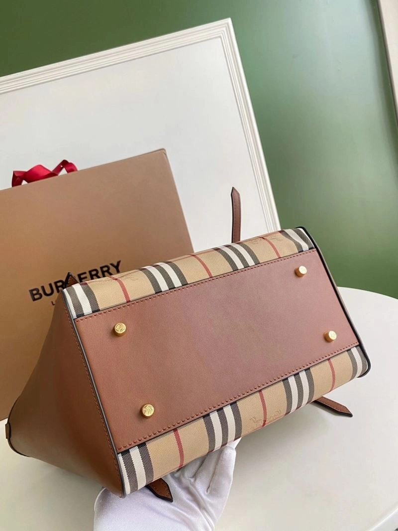 High fidelity Burberry Shopping Bags