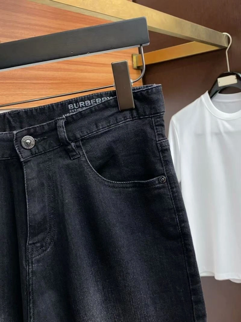 Accurate model Burberry Short Pants