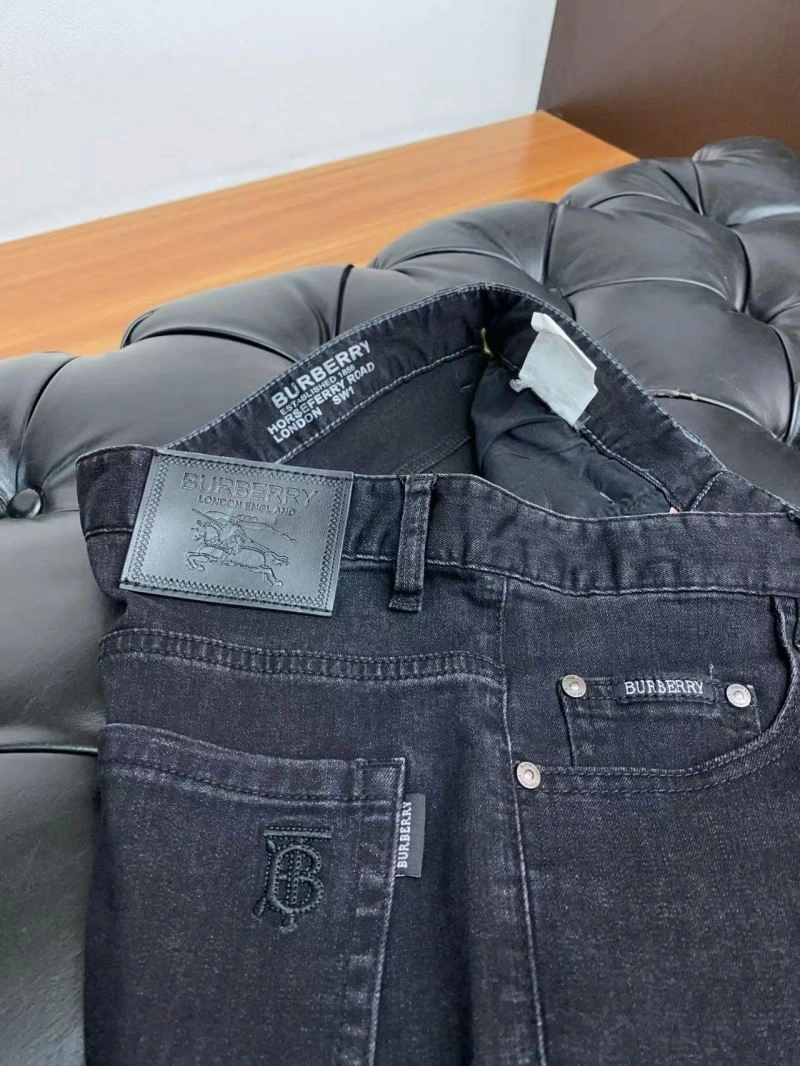 Accurate model Burberry Short Pants