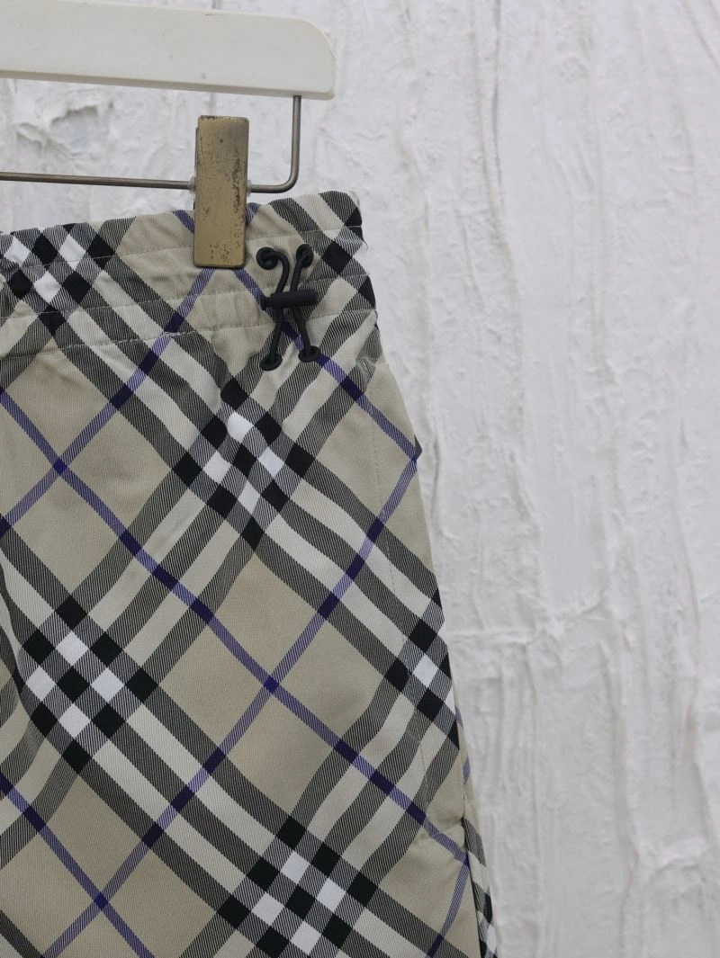 Value-priced Burberry Short Pants