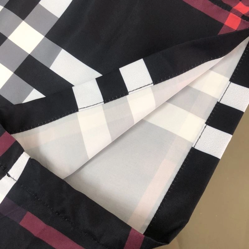 Bargain Burberry Short Pants