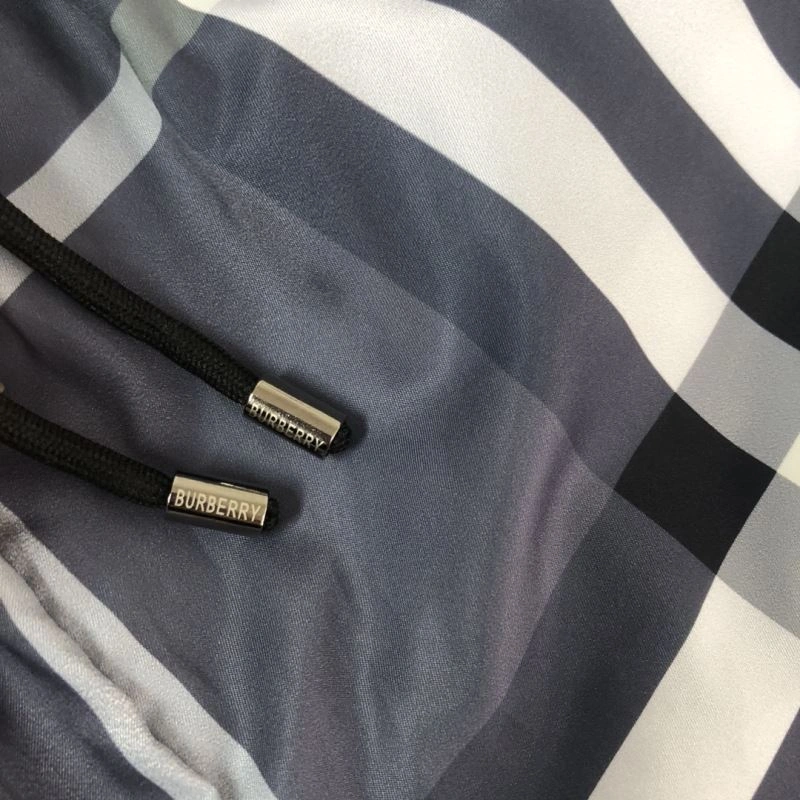 Accurate model Burberry Short Pants