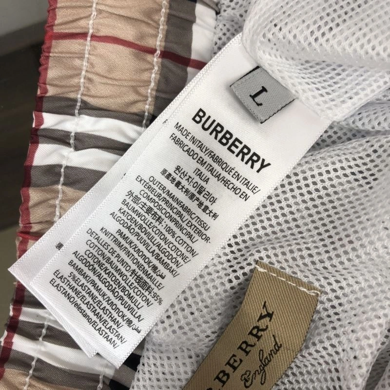 Accurate model Burberry Short Pants