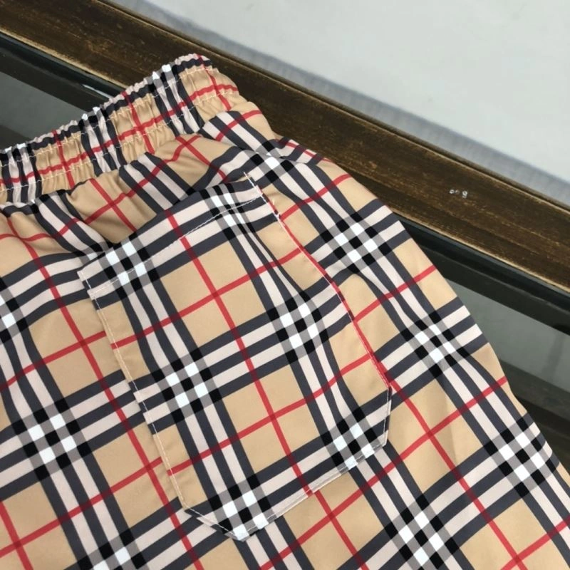 Value-priced Burberry Short Pants