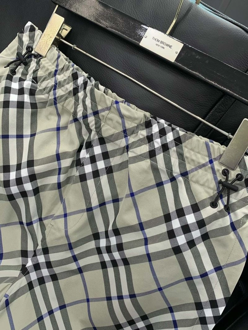Indistinguishable Burberry Short Pants