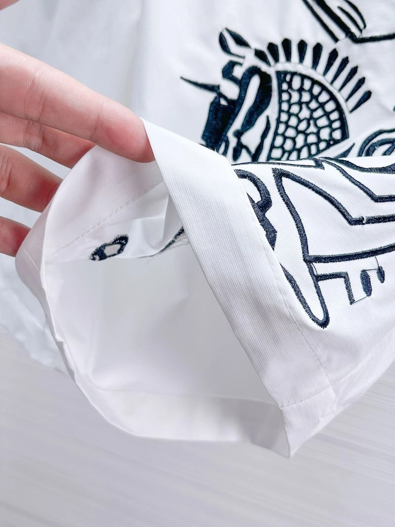 Top mirror Burberry Short Pants
