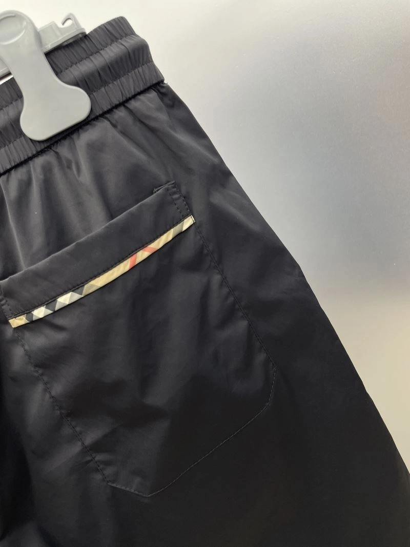 Bargain Burberry Short Pants