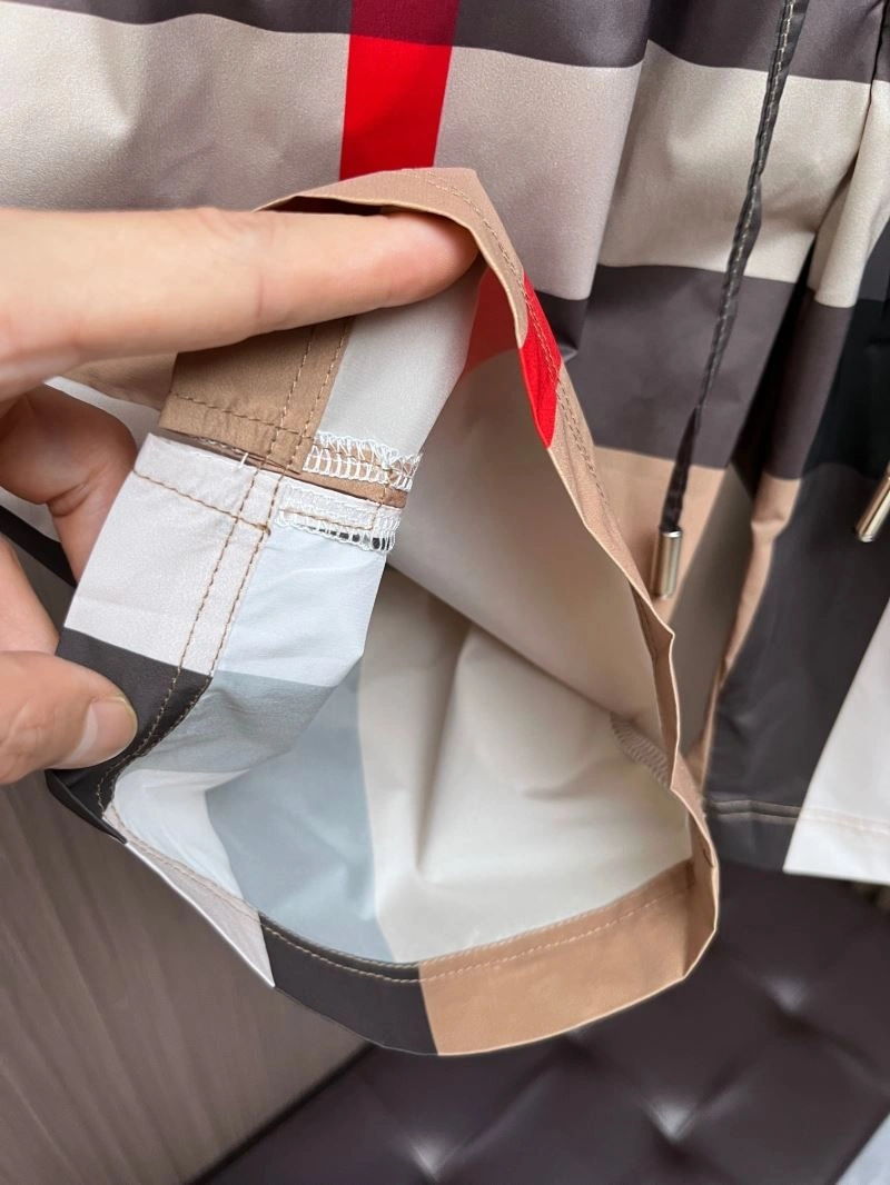 Indistinguishable Burberry Short Pants