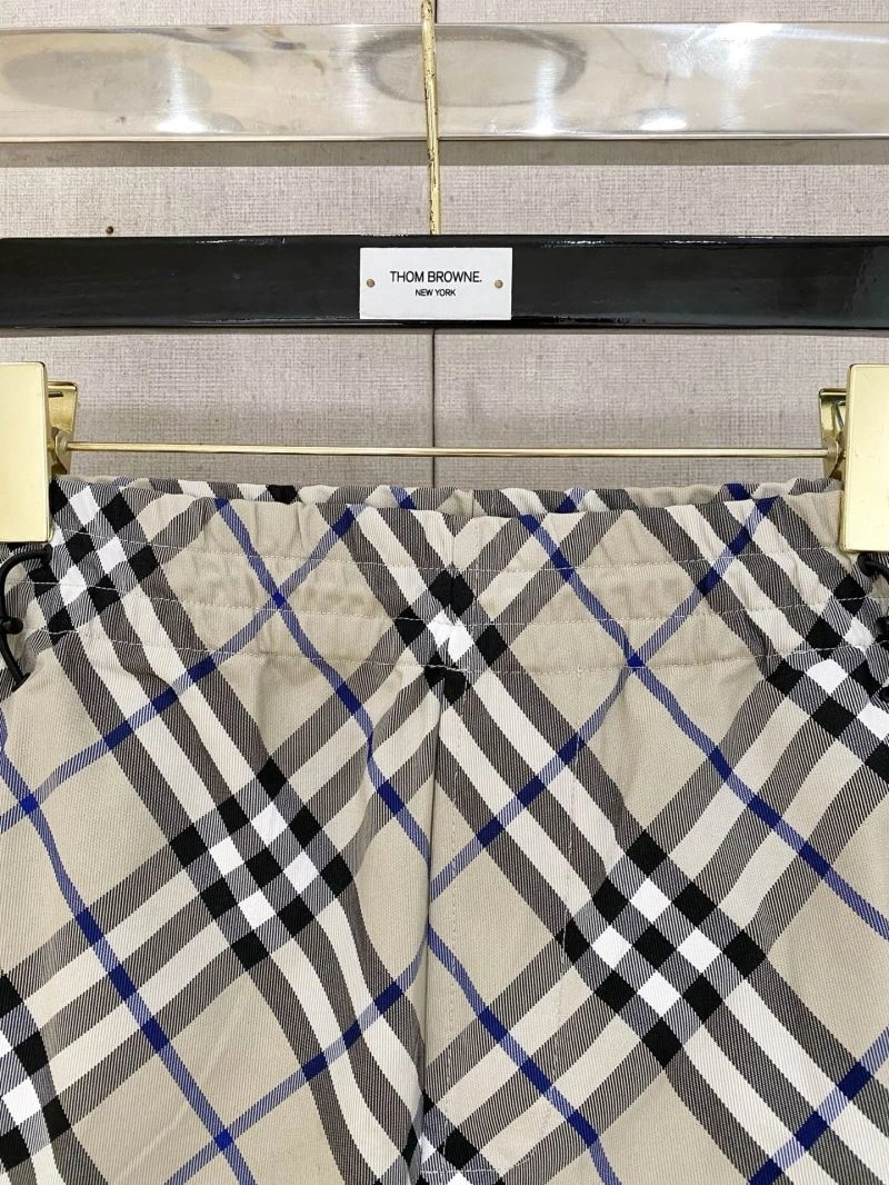 Bargain Burberry Short Pants