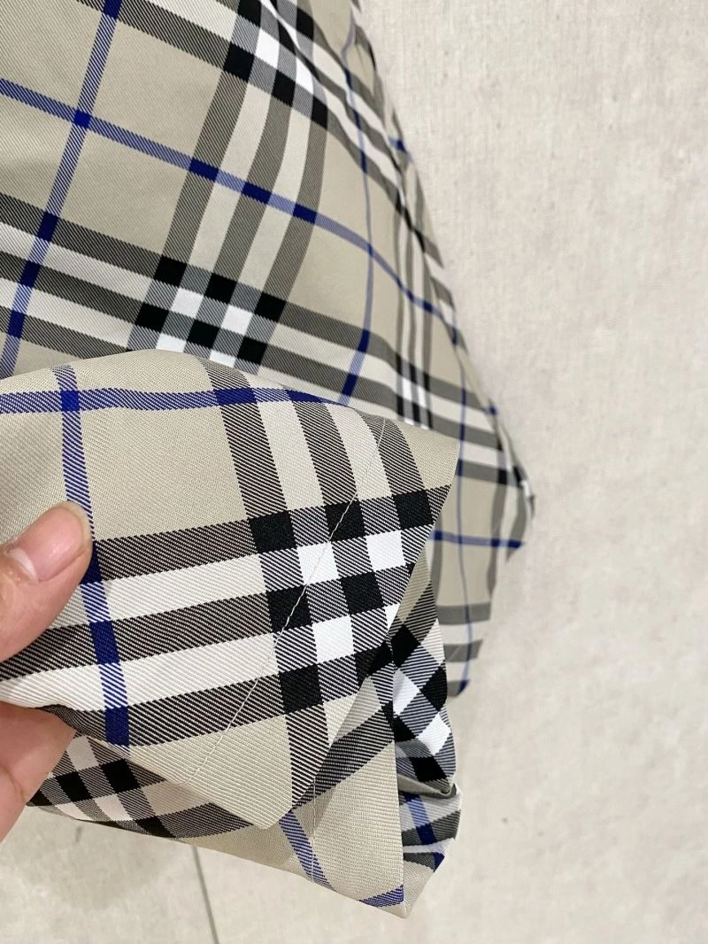 Bargain Burberry Short Pants